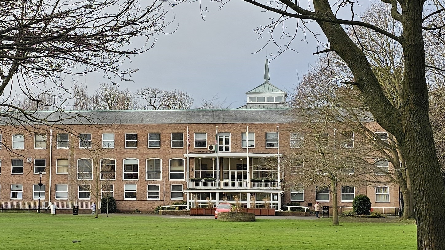 Wrexham councillors set for above-inflation pay rise - Herald.Wales