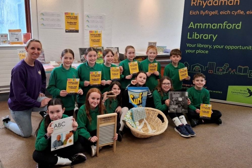 Council’s libraries and schools come together to promote Reading Well ...