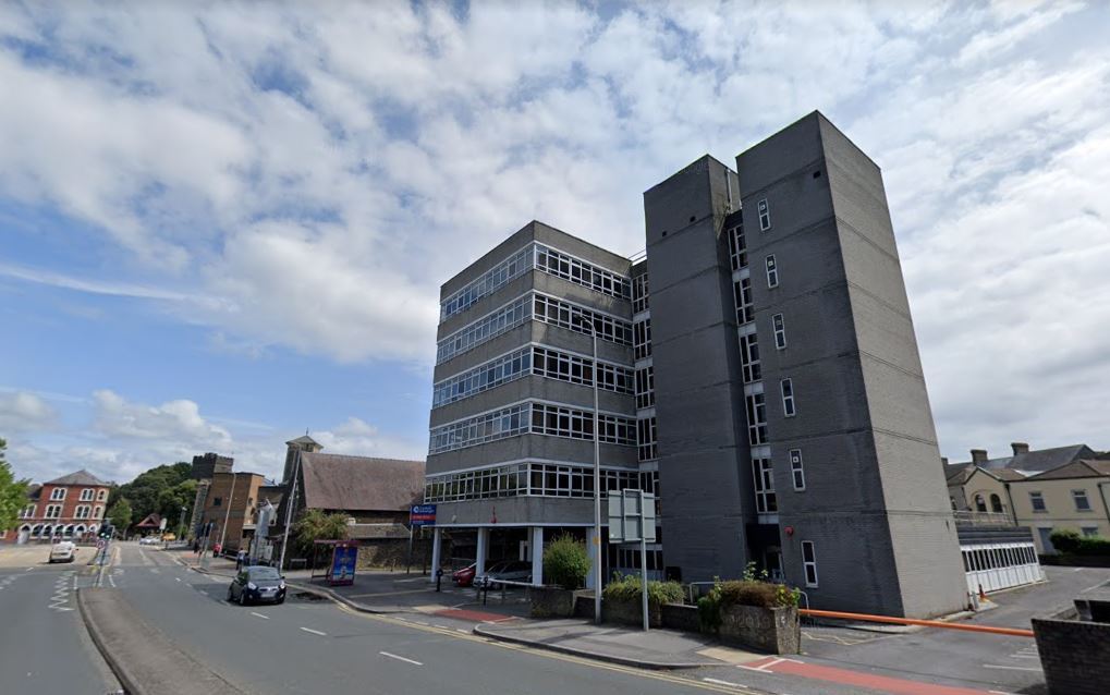 Plans revealed to transform Llanelli's 1970s offices into biophilic ...